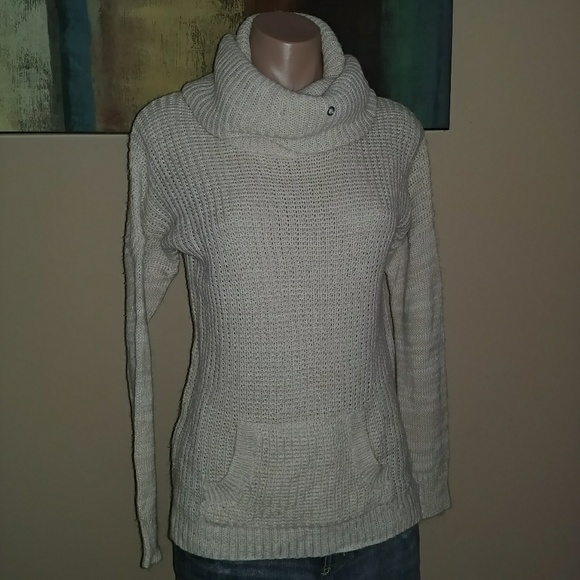 Derek Heart | Sweaters | Turtleneck Pouch Derek Heart Sweater | Poshmark